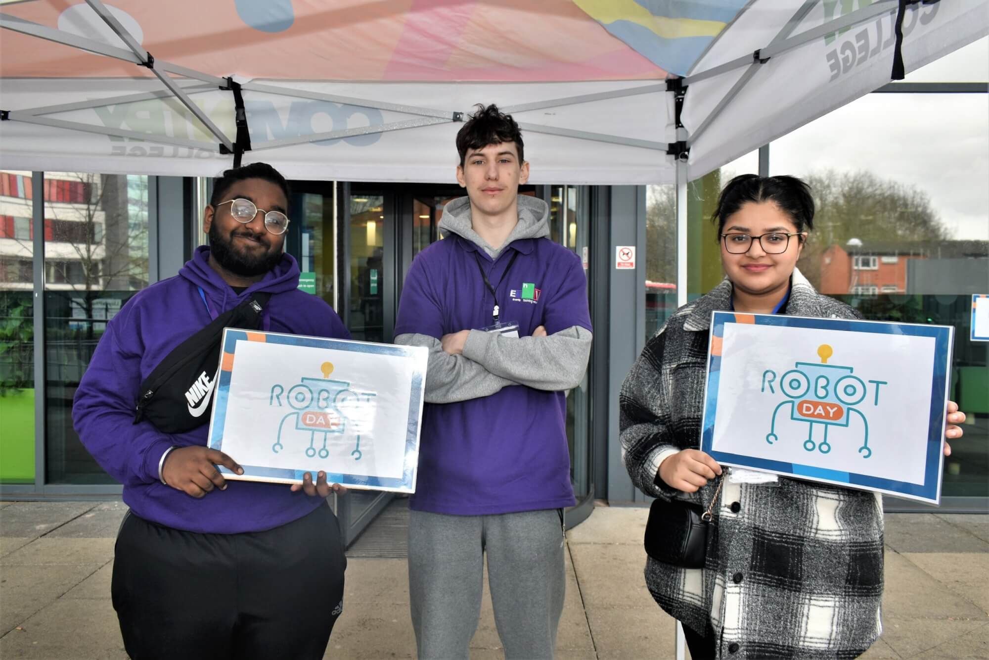 Hundreds flock to Coventry College as robots come to town